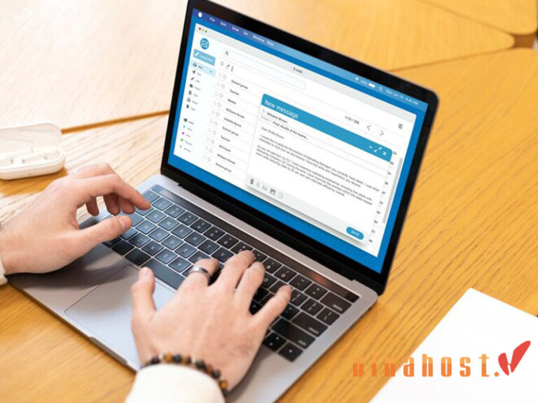 Hướng dẫn đăng nhập mail công ty vào Outlook và Gmail [2024]